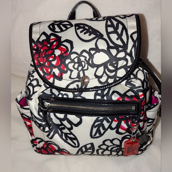Coach | Bags | Coach Poppy Daisy Floral Graffiti Backpack Nylon White ...